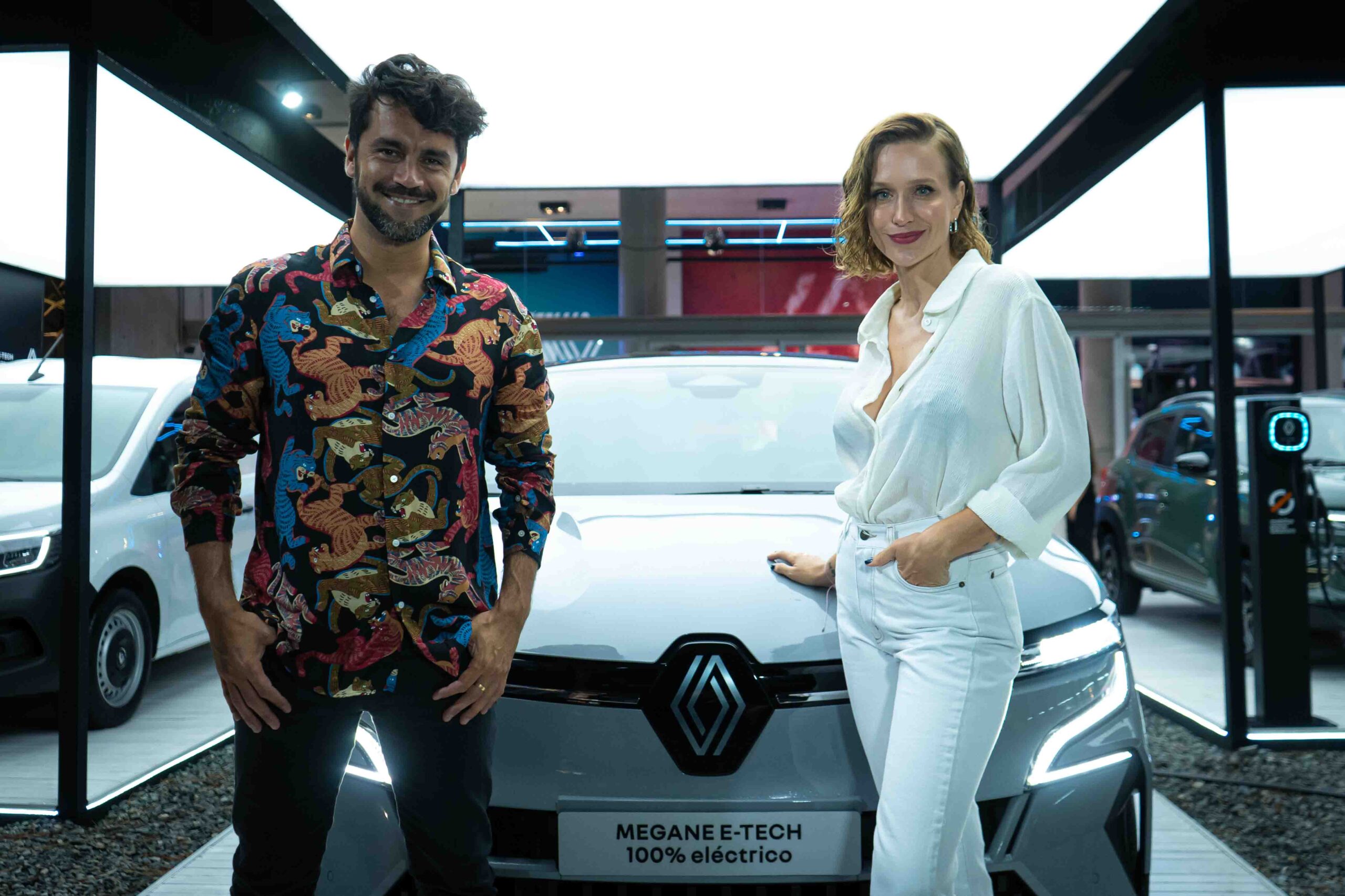 Verano 2024: el stand de Renault en Cariló, una vidriera en donde se ...
