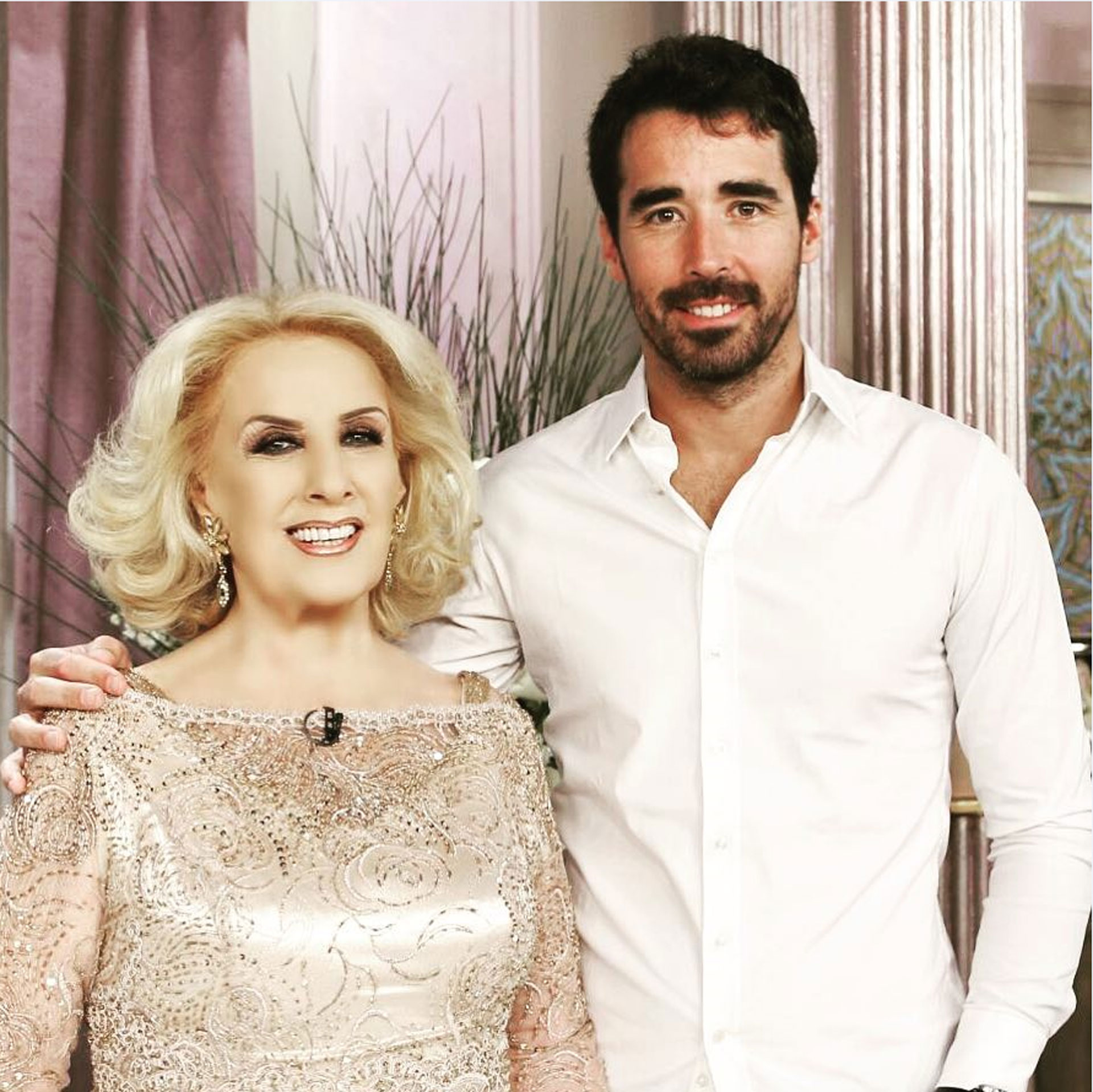 Nacho Viale habló de la salud de Mirtha Legrand: «Está todo muy bien ...