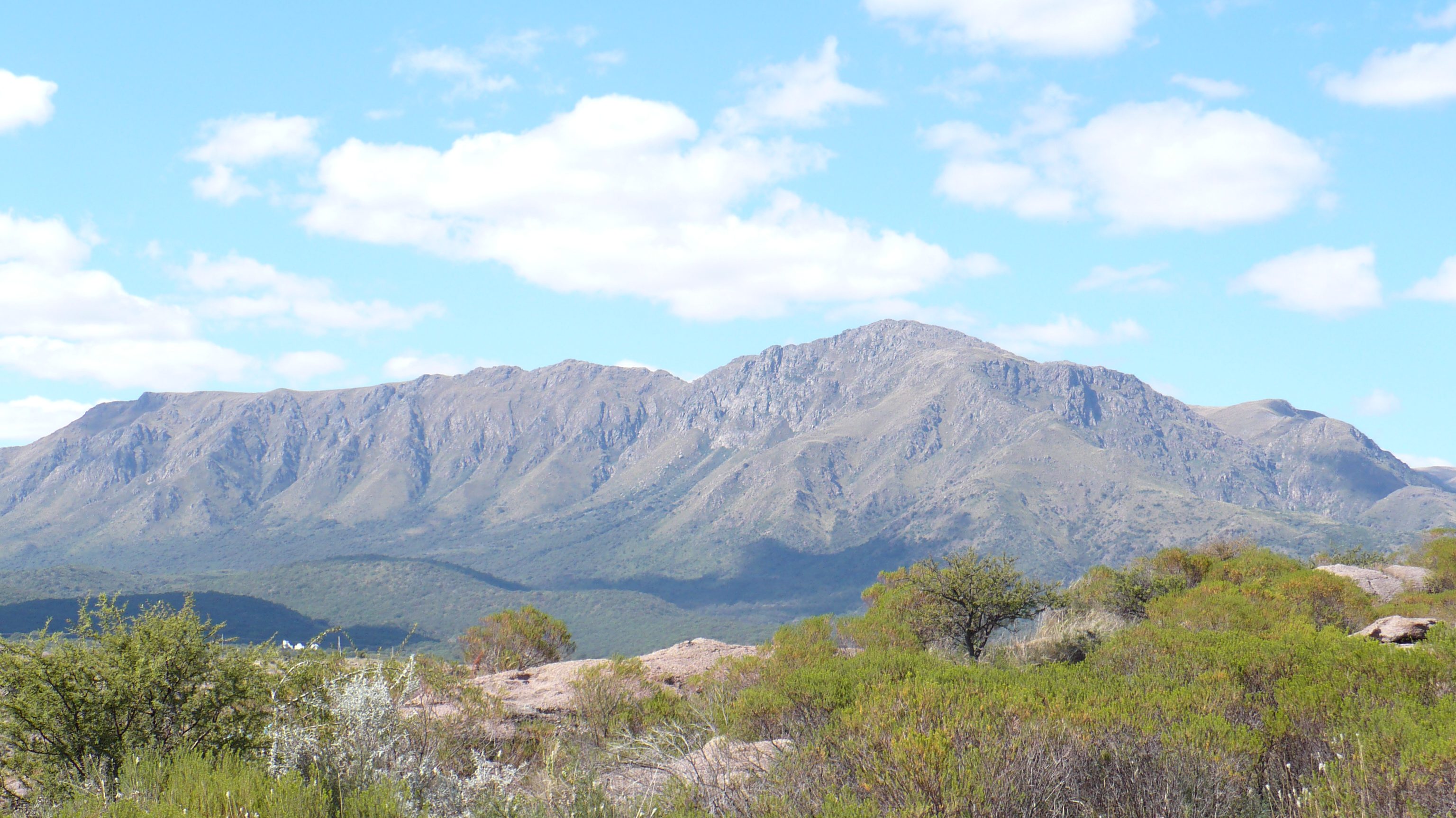 Insólito: clausuraron el Cerro Uritorco – GENTE Online