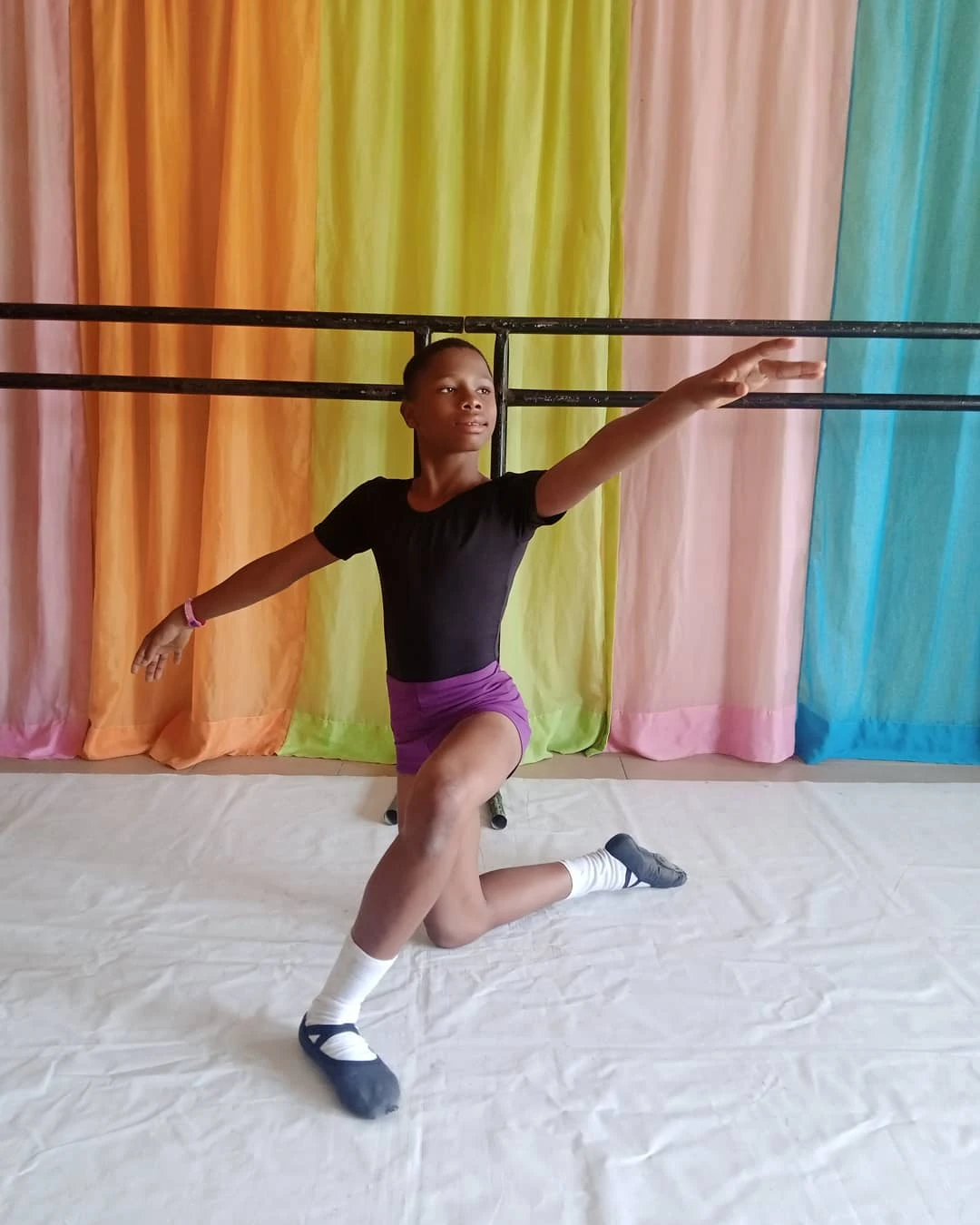 La gran historia de Anthony Madu, el bailarín nigeriano de once años ...