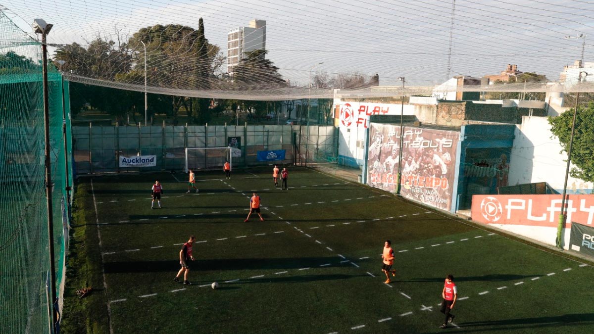 «Metegol humano»: un argentino encontró la alternativa para el regreso ...