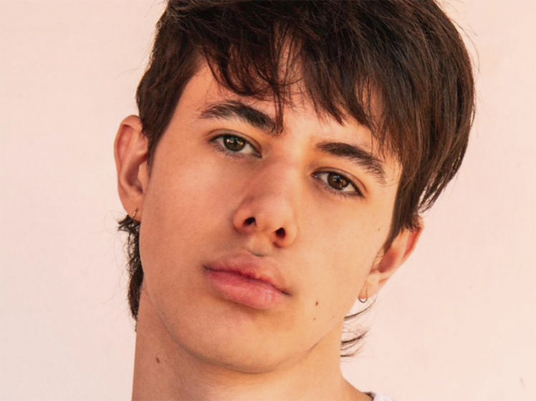 Así fue el primer desfile presencial en el que participó Dante Ortega ...