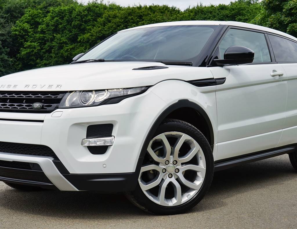 La importancia de revisar los neumáticos antes de un viaje en auto ...