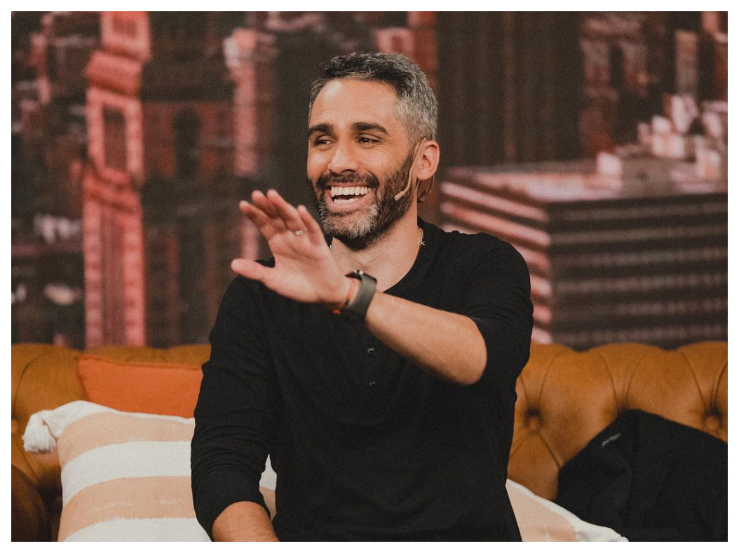 El Pollo Álvarez sufrió un accidente y tendrá que someterse a una ...