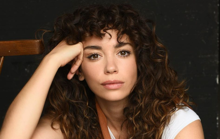 Quién es Carol Rovira, la actriz española de 32 años que sale con ...