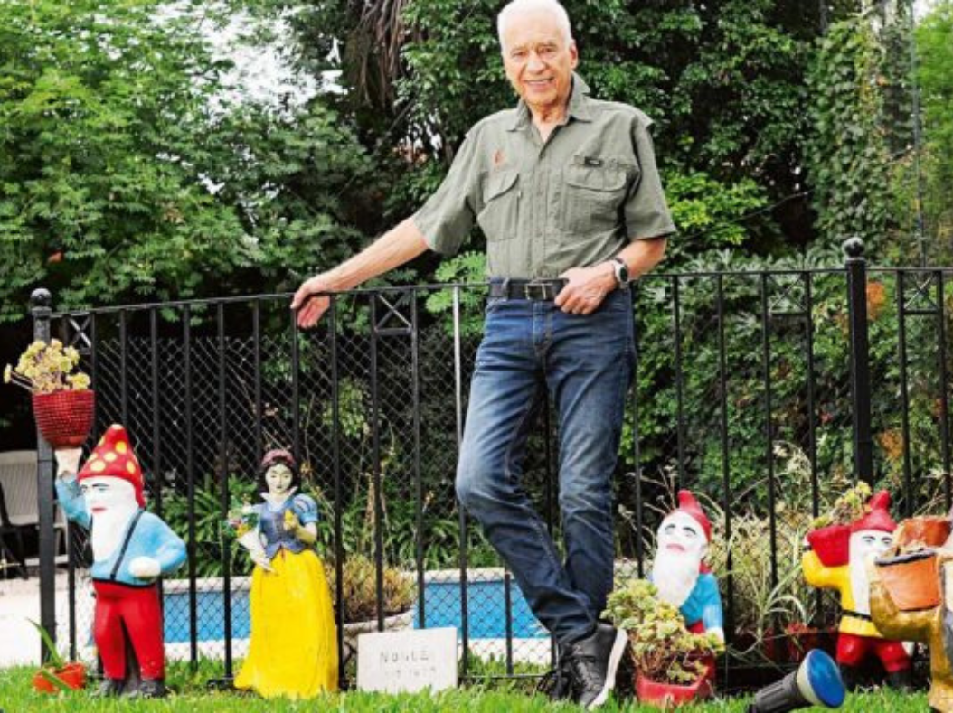 Alberto Cormillot reveló que tiene 31 enanos de jardín en su casa y charla con ellos todos los ...