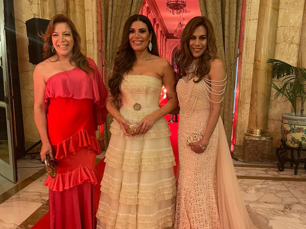Con orgullo y "furia trava": la icónica foto de Lizy Tagliani, Flor de ...