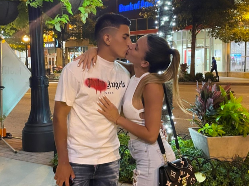 La historia de amor de Thiago Almada y Alanis Poza: están juntos hace 1 año, viven en Estados ...