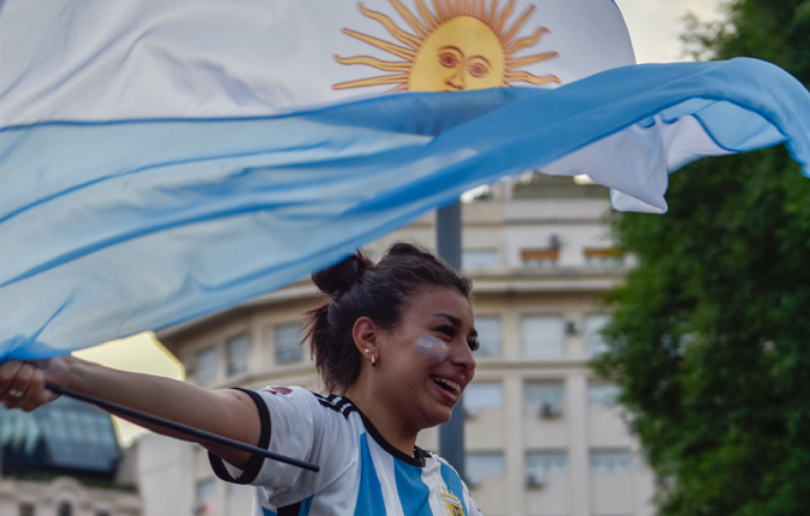 Las fotos del eufórico festejo de la gente en el Obelisco luego del ...