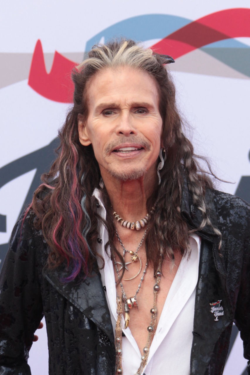 Steven Tyler fue acusado de agresión sexual a una menor – GENTE Online