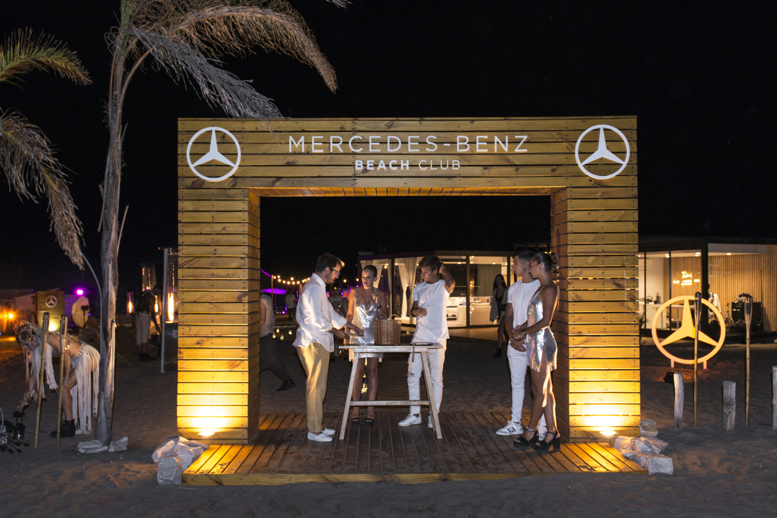 Un recorrido 360° por el exclusivo Beach Club de Pinamar – GENTE Online