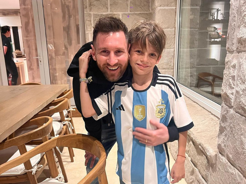 Lolo Tinelli conoció a Lionel Messi, su ídolo – GENTE Online