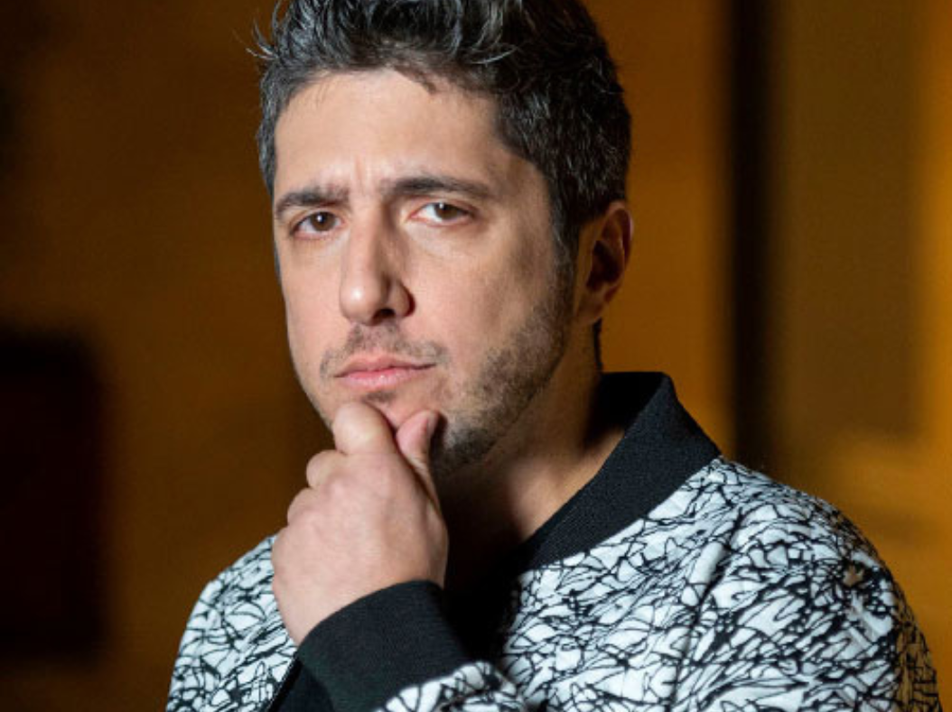 Jey Mammón regresó a la Argentina: el video de su llegada a Ezeiza ...