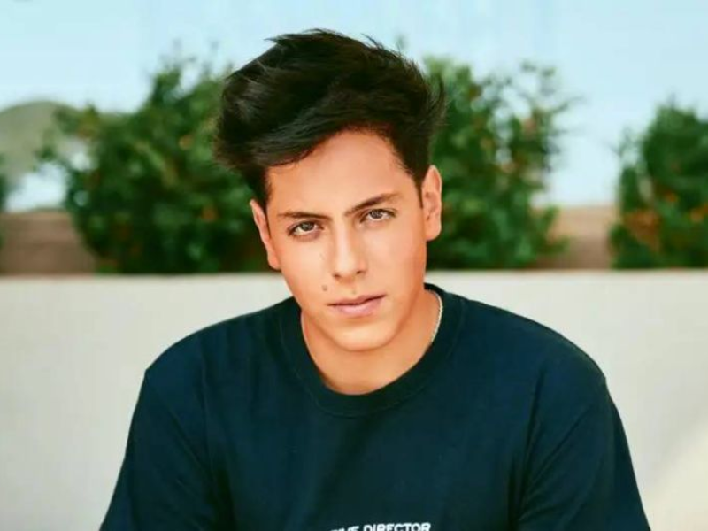 Máximo Menem cumplió su promesa y abandonó su apellido – GENTE Online