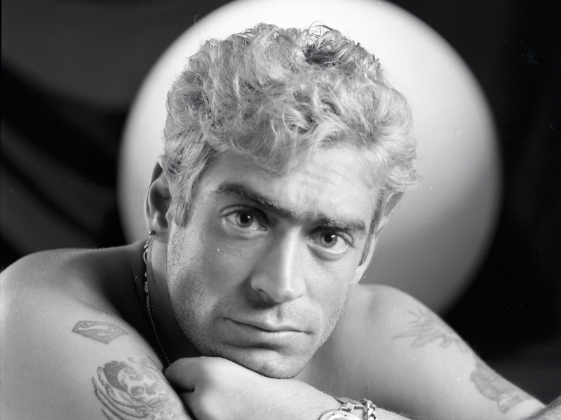 A 50 años del nacimiento de Rodrigo Bueno: su niñez, los mega éxitos y ...