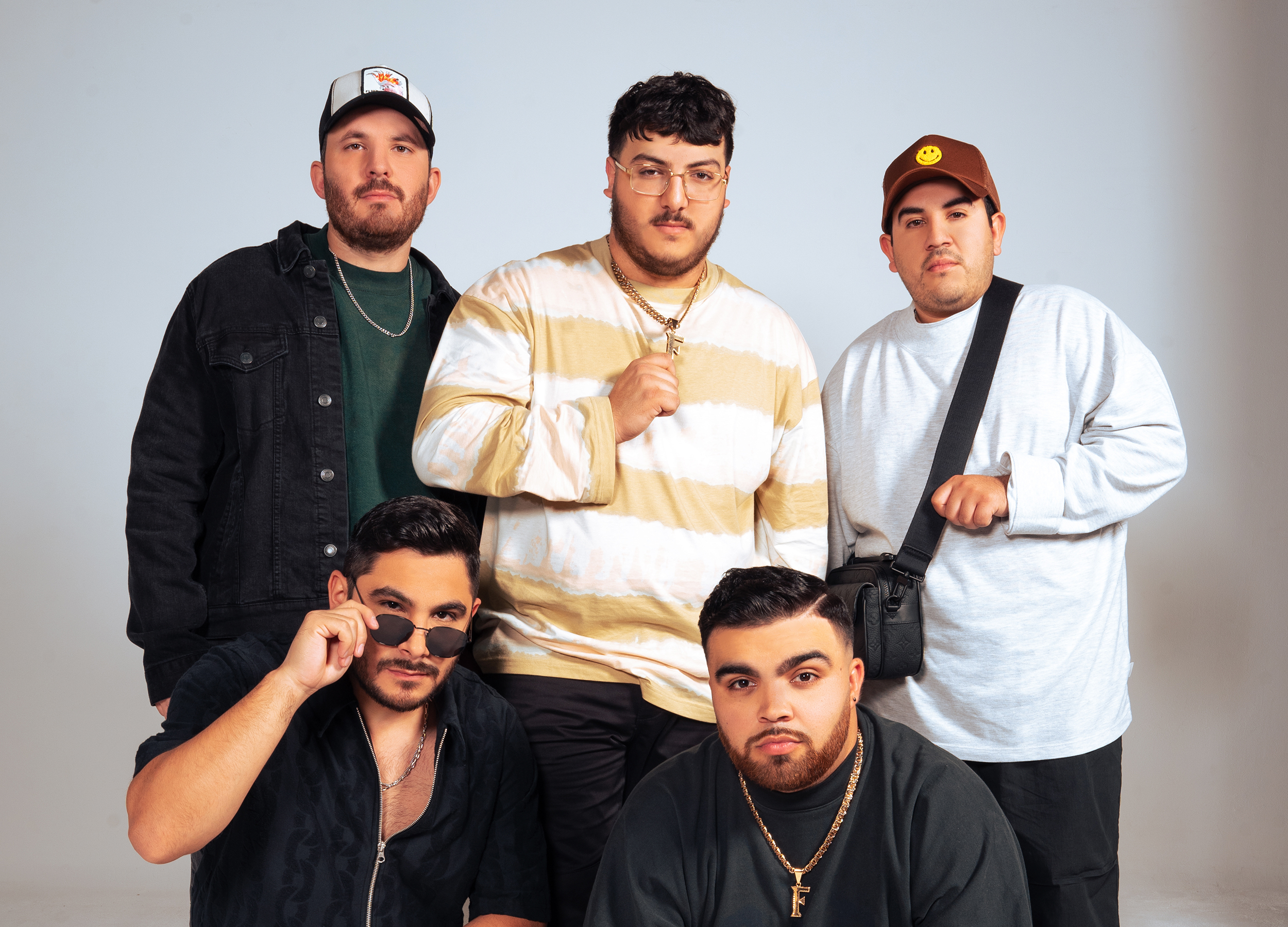 Grupo Frontera: la singular historia de la banda que se hizo viral en ...