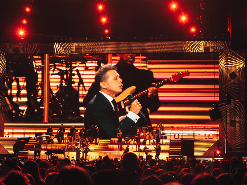 Luis Miguel en Argentina: Guiños porteños, sus mejores hits y un final ...