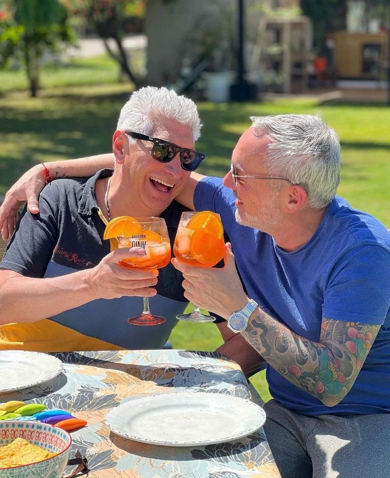 La historia de amor de Fernando Colombo y Facundo Oltra: Una boda ...