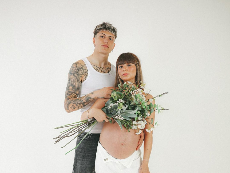 Alejandro Garnacho compartió las más tiernas fotos de Eva, su esposa embarazada – GENTE Online