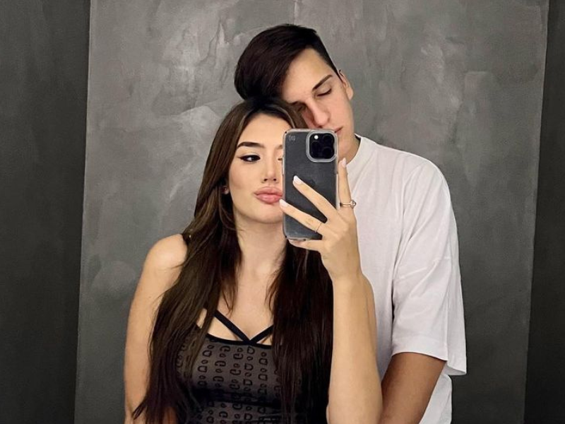 Quién es Cande Navarro, la novia de Toto Massa, que es furor en TikTok ...
