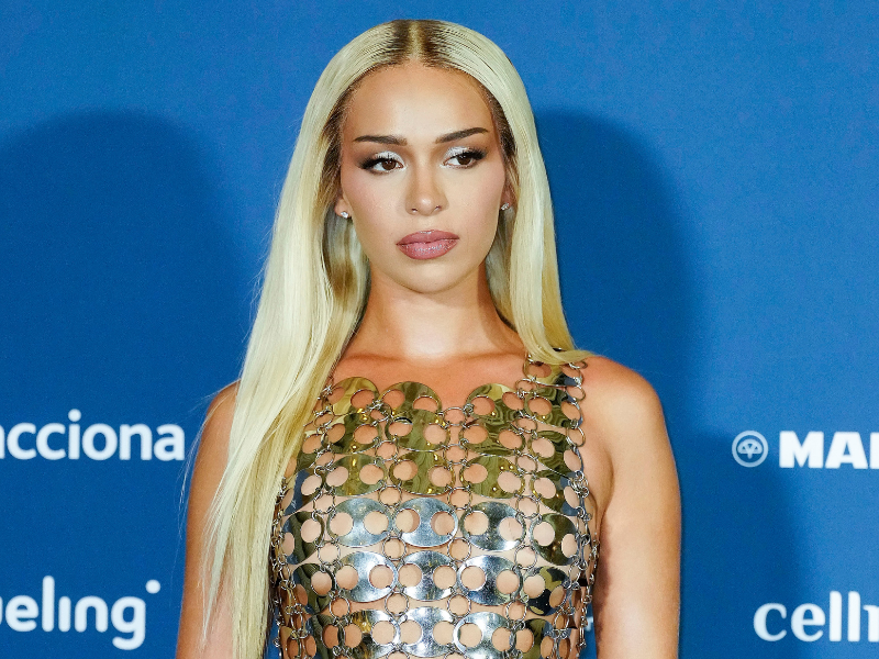 Fuera de protocolo: el atrevido vestido de Bad Gyal que incomodó a ...