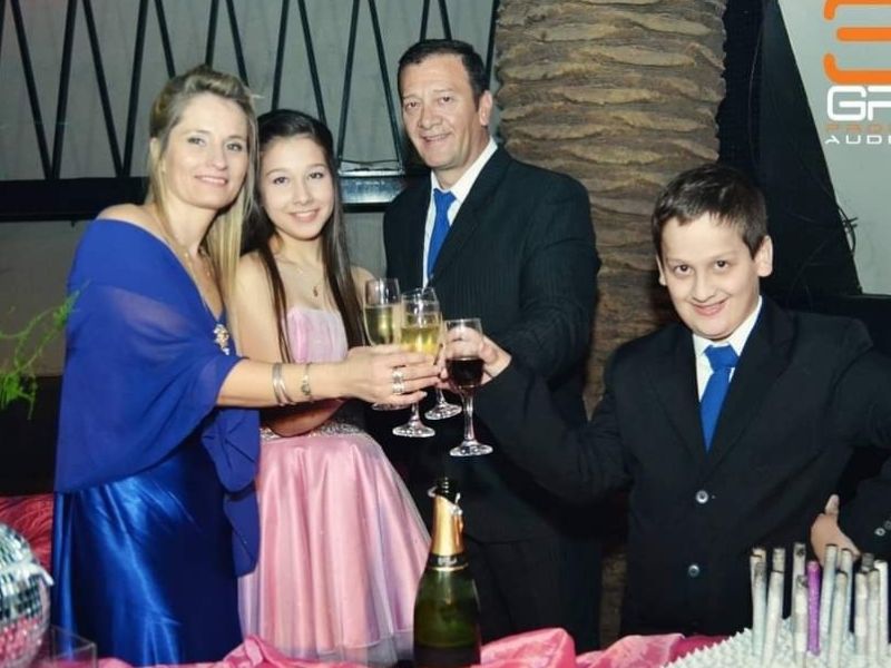 Qué es de la vida de Aaron Galarza, el hermano incondicional de Nahir ...