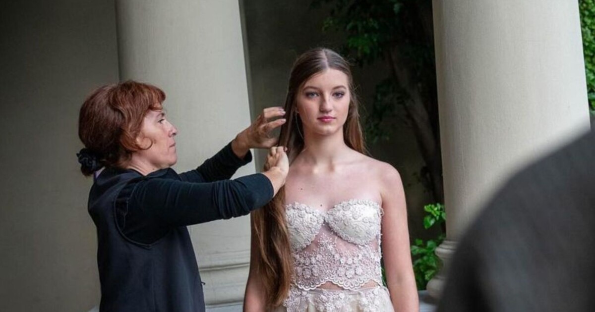 Las fotos oficiales de Allegra Cubero modelando vestidos de novia que ...