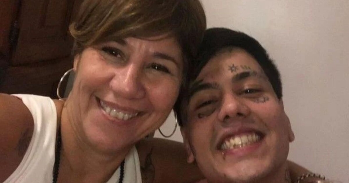 Quién es Sandra Quiroga, la mamá de Duki que se hizo viral por una ...