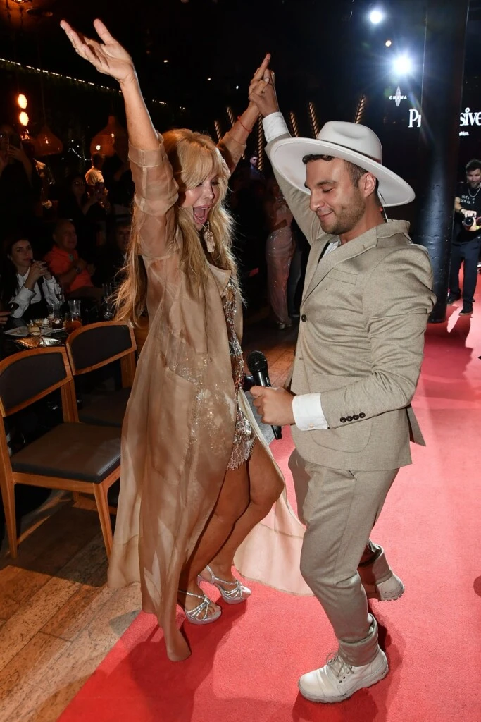 El alocado baile de Graciela Alfano a sus 72 años en medio de un evento repleto de famosas ...