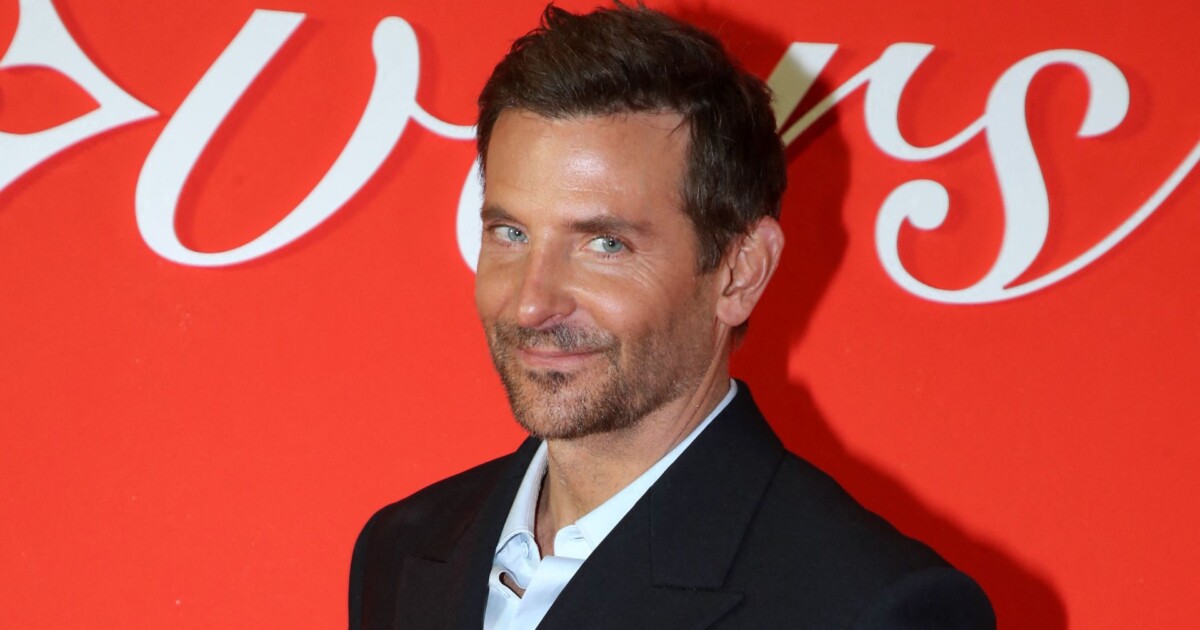 Tiene 20 años menos que él, fue ángel de Victoria's Secret y ahora es ...